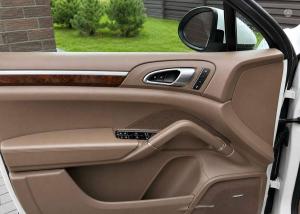 Balts Porsche Cayenne 2013 Klaipėda, ar dzinēja tilpumu 2.97 L un nobraukumu 224 tūkst. km par 16700 €, foto 22 vietnē AUTOMOTO.COM.LV