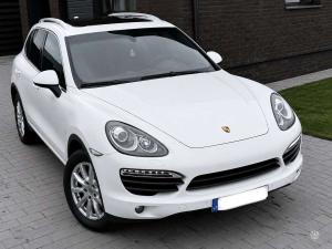 Balts Porsche Cayenne 2013 Klaipėda, ar dzinēja tilpumu 2.97 L un nobraukumu 237 tūkst. km par 15900 €, foto 8 vietnē AUTOMOTO.COM.LV