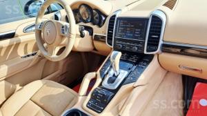 Balts Porsche Cayenne 2014 Rīga, ar dzinēja tilpumu 3.00 L un nobraukumu 208 tūkst. km par 19500 €, foto 21 vietnē AUTOMOTO.COM.LV