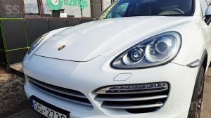 Balts Porsche Cayenne 2014 Rīga, ar dzinēja tilpumu 3.00 L un nobraukumu 208 tūkst. km par 19500 €, foto 28 vietnē AUTOMOTO.COM.LV