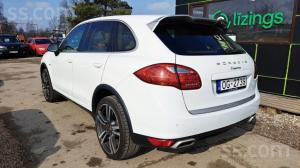 Balts Porsche Cayenne 2014 Rīga, ar dzinēja tilpumu 3.00 L un nobraukumu 208 tūkst. km par 19500 €, foto 31 vietnē AUTOMOTO.COM.LV