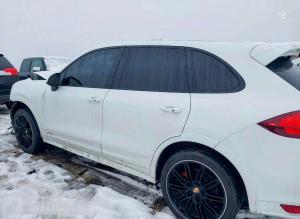 Balts Porsche Cayenne 2014 Viļņa, ar dzinēja tilpumu 4.81 L un nobraukumu 67 tūkst. km par 12900 €, foto  vietnē AUTOMOTO.COM.LV