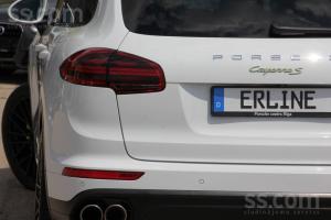 White Porsche Cayenne 2015 in Tukums, with an engine capacity of 3.00 L and mileage of 296 thousand km for 19990 €, photo 29 on AUTOMOTO.COM.LV