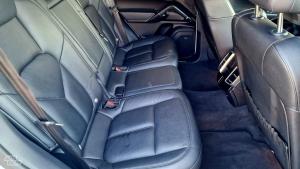White Porsche Cayenne 2015 in Kretinga, with an engine capacity of 3.60 L and mileage of 67 thousand km for 24400 €, photo 26 on AUTOMOTO.COM.LV