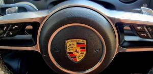 Balts Porsche Cayenne 2015 Kretinga, ar dzinēja tilpumu 3.60 L un nobraukumu 67 tūkst. km par 24400 €, foto 26 vietnē AUTOMOTO.COM.LV