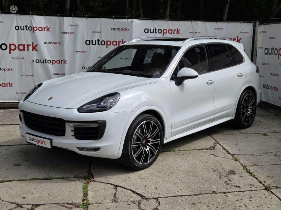 Balts Porsche Cayenne 2016 Viļņa, ar dzinēja tilpumu 3.60 L un nobraukumu 164 tūkst. km par 25900 €, foto 1 vietnē AUTOMOTO.COM.LV