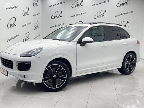Balts Porsche Cayenne 2016 Avižieniai, ar dzinēja tilpumu 3.60 L un nobraukumu 117 tūkst. km par 18900 €, foto 1 vietnē AUTOMOTO.COM.LV