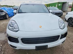 Balts Porsche Cayenne 2016 Klaipėda, ar dzinēja tilpumu 3.60 L un nobraukumu 166 tūkst. km par 13800 €, foto 3 vietnē AUTOMOTO.COM.LV