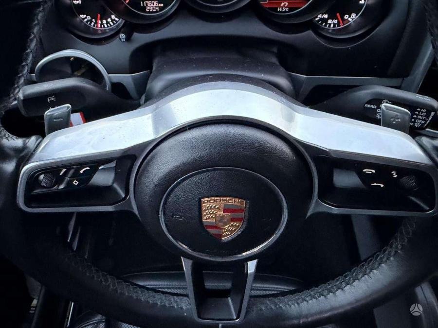 Balts Porsche Cayenne 2016 Kauņa, ar dzinēja tilpumu 3.60 L un nobraukumu 117 tūkst. km par 23000 €, foto 8 vietnē AUTOMOTO.COM.LV