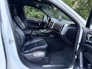 Balts Porsche Cayenne 2016 Kauņa, ar dzinēja tilpumu 3.60 L un nobraukumu 117 tūkst. km par 23000 €, foto 20 vietnē AUTOMOTO.COM.LV