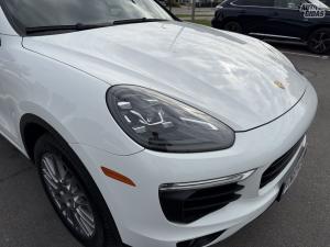 Balts Porsche Cayenne 2016 Viļņa, ar dzinēja tilpumu 3.60 L un nobraukumu 290 tūkst. km par 19900 €, foto 4 vietnē AUTOMOTO.COM.LV
