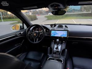 Balts Porsche Cayenne 2016 Viļņa, ar dzinēja tilpumu 3.60 L un nobraukumu 290 tūkst. km par 19900 €, foto 10 vietnē AUTOMOTO.COM.LV