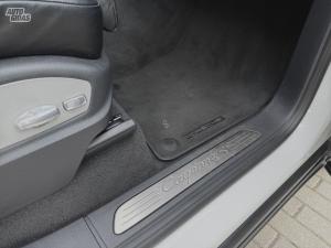Balts Porsche Cayenne 2016 Viļņa, ar dzinēja tilpumu 3.60 L un nobraukumu 290 tūkst. km par 19900 €, foto 27 vietnē AUTOMOTO.COM.LV