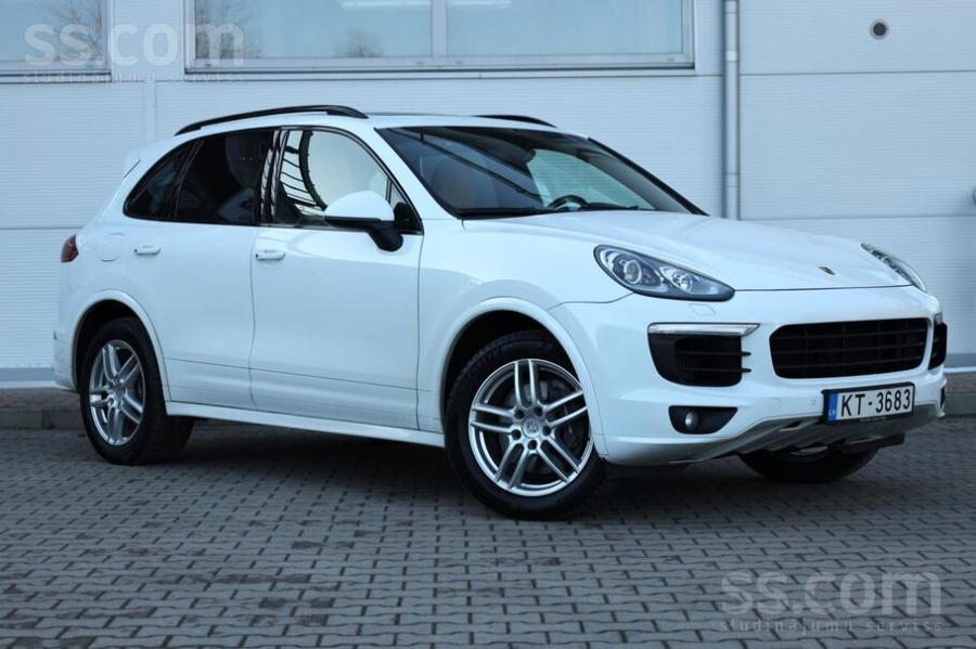 White Porsche Cayenne 2017 in Riga, with an engine capacity of 3.00 L and mileage of 0 thousand km for 19995 €, photo 3 on AUTOMOTO.COM.LV