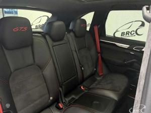 Balts Porsche Cayenne 2017 Viļņa, ar dzinēja tilpumu 3.60 L un nobraukumu 74 tūkst. km par 33900 €, foto 16 vietnē AUTOMOTO.COM.LV