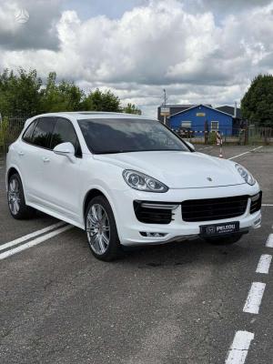 Balts Porsche Cayenne 2017 Kėdainiai, ar dzinēja tilpumu 3.60 L un nobraukumu 132 tūkst. km par 23990 €, foto 3 vietnē AUTOMOTO.COM.LV