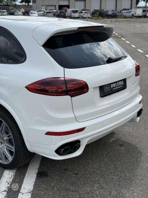 Balts Porsche Cayenne 2017 Kėdainiai, ar dzinēja tilpumu 3.60 L un nobraukumu 132 tūkst. km par 23990 €, foto 6 vietnē AUTOMOTO.COM.LV