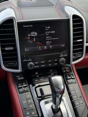 Balts Porsche Cayenne 2017 Kėdainiai, ar dzinēja tilpumu 3.60 L un nobraukumu 132 tūkst. km par 23990 €, foto 36 vietnē AUTOMOTO.COM.LV