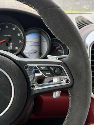 Balts Porsche Cayenne 2017 Kėdainiai, ar dzinēja tilpumu 3.60 L un nobraukumu 132 tūkst. km par 23990 €, foto 37 vietnē AUTOMOTO.COM.LV