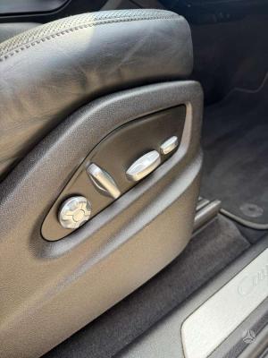 Balts Porsche Cayenne 2017 Alīta, ar dzinēja tilpumu 2.89 L un nobraukumu 135 tūkst. km par 43000 €, foto 22 vietnē AUTOMOTO.COM.LV