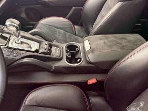 White Porsche Cayenne 2017 in Vilnius, with an engine capacity of 3.60 L and mileage of 74 thousand km for 29900 €, photo 29 on AUTOMOTO.COM.LV
