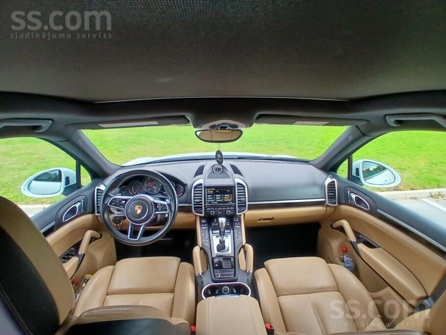 Balts Porsche Cayenne 2017 Jūrmala, ar dzinēja tilpumu 3.00 L un nobraukumu 263 tūkst. km par 23000 €, foto 7 vietnē AUTOMOTO.COM.LV