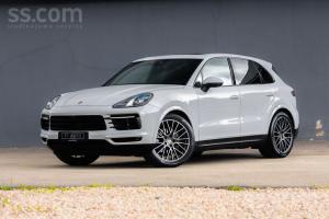 Balts Porsche Cayenne 2018 Jelgava, ar dzinēja tilpumu 3.00 L un nobraukumu 163 tūkst. km par 36000 €, foto 4 vietnē AUTOMOTO.COM.LV
