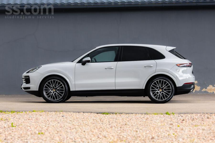Balts Porsche Cayenne 2018 Jelgava, ar dzinēja tilpumu 3.00 L un nobraukumu 163 tūkst. km par 36000 €, foto 5 vietnē AUTOMOTO.COM.LV