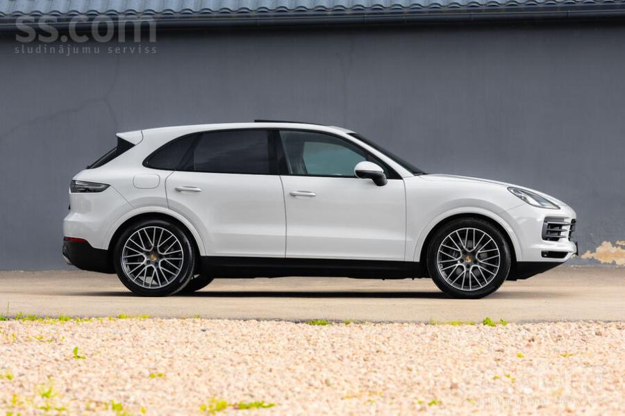 Balts Porsche Cayenne 2018 Jelgava, ar dzinēja tilpumu 3.00 L un nobraukumu 163 tūkst. km par 36000 €, foto 9 vietnē AUTOMOTO.COM.LV