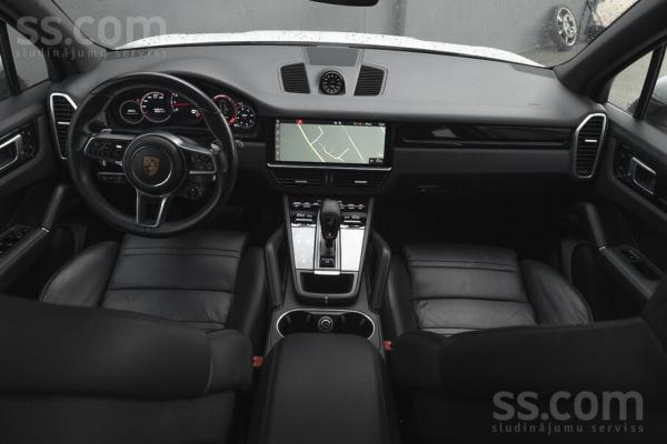 Balts Porsche Cayenne 2018 Jelgava, ar dzinēja tilpumu 3.00 L un nobraukumu 163 tūkst. km par 36000 €, foto 9 vietnē AUTOMOTO.COM.LV
