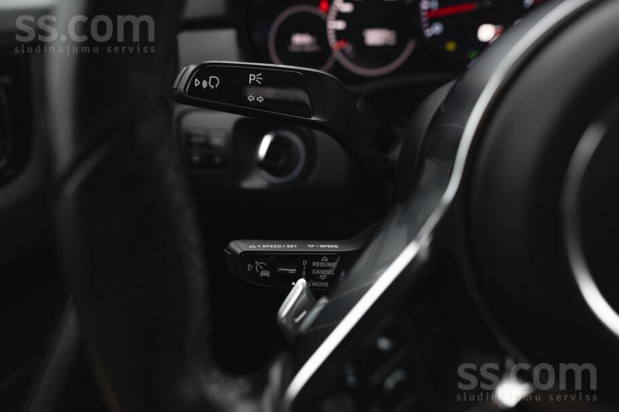 Balts Porsche Cayenne 2018 Jelgava, ar dzinēja tilpumu 3.00 L un nobraukumu 163 tūkst. km par 36000 €, foto 23 vietnē AUTOMOTO.COM.LV