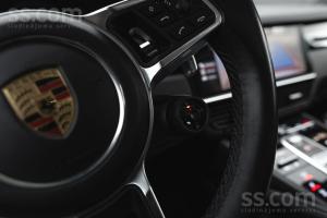 Balts Porsche Cayenne 2018 Jelgava, ar dzinēja tilpumu 3.00 L un nobraukumu 163 tūkst. km par 36000 €, foto 24 vietnē AUTOMOTO.COM.LV