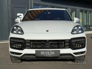 Balts Porsche Cayenne 2018 Tallina, ar dzinēja tilpumu 4.00 L un nobraukumu 141 tūkst. km par 45995 €, foto 3 vietnē AUTOMOTO.COM.LV