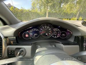 Белый Порше Каен 2018 в Таллин, объемом двигателя 3.00 л и пробегом 186 тыс. км за 37900 €, фото 11 на AUTOMOTO.COM.LV