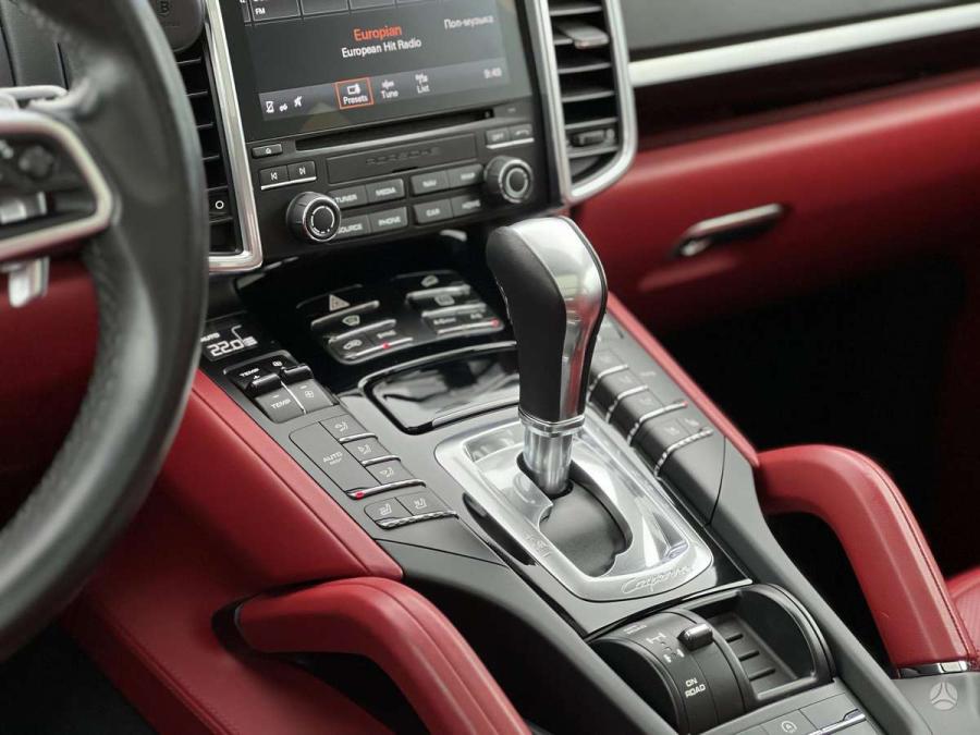 Белый Порше Каен 2018 в Вильнюс, объемом двигателя 3.60 л и пробегом 81 тыс. км за 29999 €, фото 20 на AUTOMOTO.COM.LV