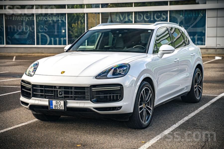 White Porsche Cayenne 2018 in Riga, with an engine capacity of 4.00 L and mileage of 160 thousand km for 53900 €, photo 1 on AUTOMOTO.COM.LV