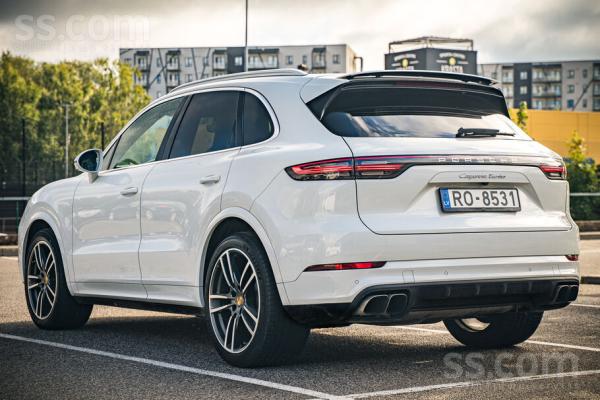 Balts Porsche Cayenne 2018 Rīga, ar dzinēja tilpumu 4.00 L un nobraukumu 160 tūkst. km par 53900 €, foto 7 vietnē AUTOMOTO.COM.LV