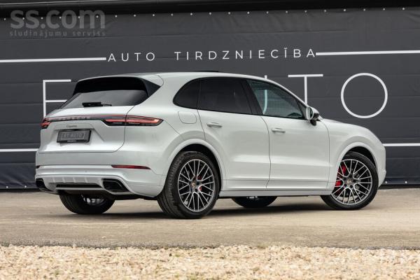 Balts Porsche Cayenne 2018 Jelgava, ar dzinēja tilpumu 3.00 L un nobraukumu 162 tūkst. km par 39000 €, foto 6 vietnē AUTOMOTO.COM.LV