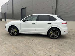 Balts Porsche Cayenne 2019 Kauņa, ar dzinēja tilpumu 3.00 L un nobraukumu 56 tūkst. km par 55900 €, foto 9 vietnē AUTOMOTO.COM.LV