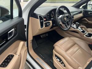 Balts Porsche Cayenne 2019 Kauņa, ar dzinēja tilpumu 3.00 L un nobraukumu 56 tūkst. km par 55900 €, foto 10 vietnē AUTOMOTO.COM.LV