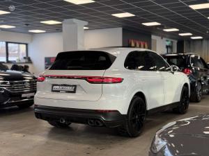 Balts Porsche Cayenne 2019 Klaipėda, ar dzinēja tilpumu 3.00 L un nobraukumu 140 tūkst. km par 42900 €, foto 7 vietnē AUTOMOTO.COM.LV