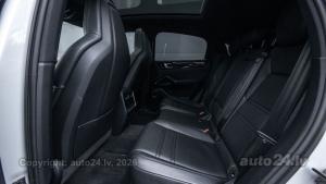 Balts Porsche Cayenne 2019 Tallina, ar dzinēja tilpumu 3.00 L un nobraukumu 98 tūkst. km par 59900 €, foto 16 vietnē AUTOMOTO.COM.LV