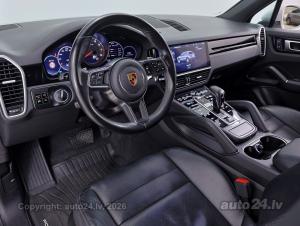 Белый Порше Каен 2019 в Таллин, объемом двигателя 3.00 л и пробегом 167 тыс. км за 47900 €, фото 16 на AUTOMOTO.COM.LV
