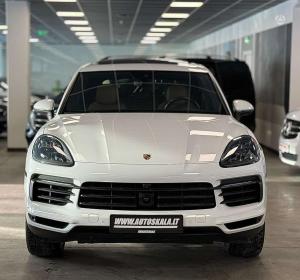 Balts Porsche Cayenne 2019 Klaipėda, ar dzinēja tilpumu 3.00 L un nobraukumu 140 tūkst. km par 37550 €, foto 3 vietnē AUTOMOTO.COM.LV
