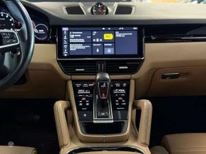 Balts Porsche Cayenne 2019 Klaipėda, ar dzinēja tilpumu 3.00 L un nobraukumu 140 tūkst. km par 37550 €, foto 8 vietnē AUTOMOTO.COM.LV