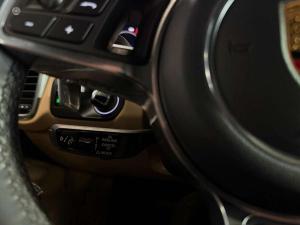 Balts Porsche Cayenne 2019 Klaipėda, ar dzinēja tilpumu 3.00 L un nobraukumu 140 tūkst. km par 37550 €, foto 11 vietnē AUTOMOTO.COM.LV