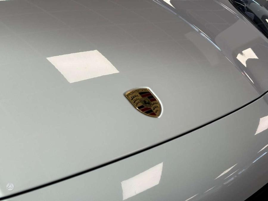 Balts Porsche Cayenne 2019 Klaipėda, ar dzinēja tilpumu 3.00 L un nobraukumu 140 tūkst. km par 37550 €, foto 12 vietnē AUTOMOTO.COM.LV