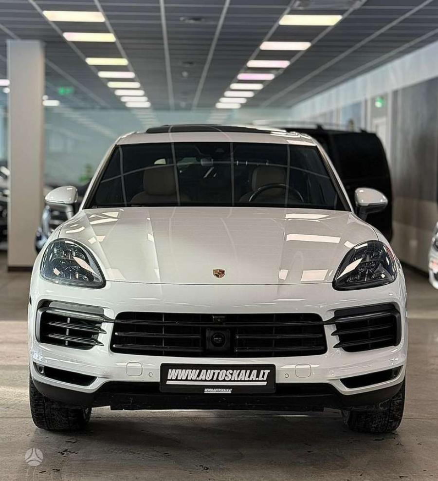 Balts Porsche Cayenne 2019 Klaipėda, ar dzinēja tilpumu 3.00 L un nobraukumu 140 tūkst. km par 37550 €, foto 14 vietnē AUTOMOTO.COM.LV