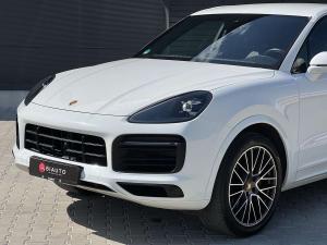 Balts Porsche Cayenne 2019 Utena, ar dzinēja tilpumu 3.00 L un nobraukumu 160 tūkst. km par 39800 €, foto 4 vietnē AUTOMOTO.COM.LV