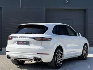 Balts Porsche Cayenne 2019 Utena, ar dzinēja tilpumu 3.00 L un nobraukumu 160 tūkst. km par 39800 €, foto 19 vietnē AUTOMOTO.COM.LV